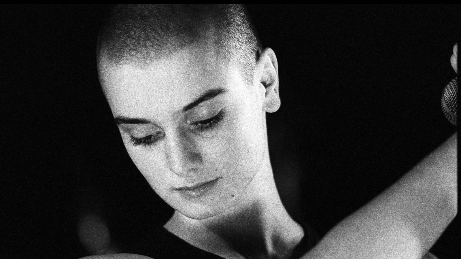 5 Love Songs From 1990 That Sound Even Sweeter Today