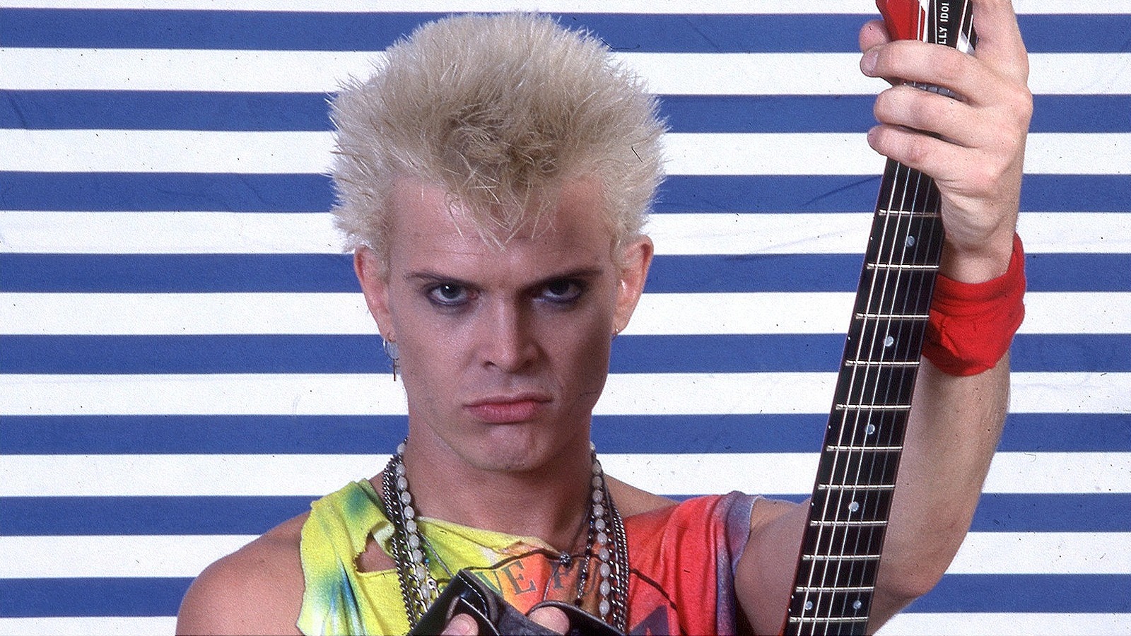 Billy Idol's Only No. 1 Hit Turned This 1968 Toe-Tapper Into A Rock Anthem