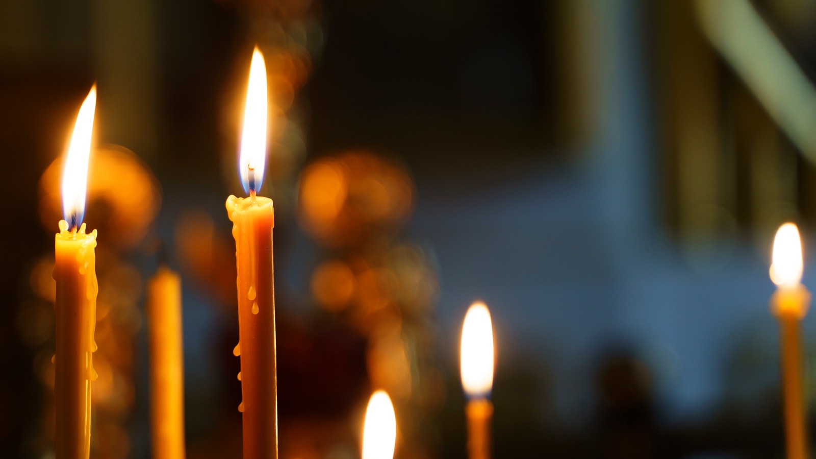 History's First Alarm Clock Ingeniously Featured Only 2 Components