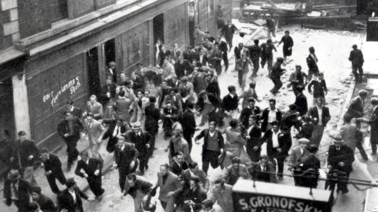 How The Battle Of Cable Street Changed England's Fascist Movement