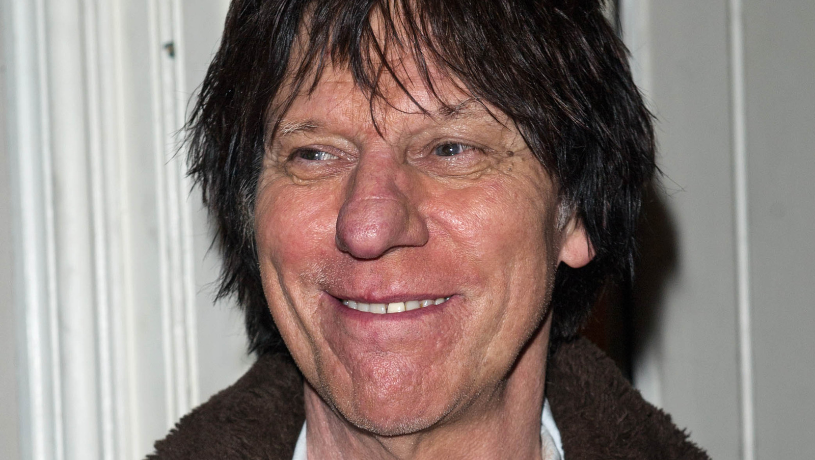 Jeff Beck's Bizarre $10 Million Insurance Policy Explained