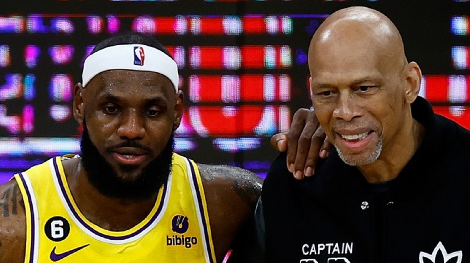 Magic Johnson Was Wrong About Kareem Abdul Jabbar Being Mad When LeBron ... Magic Johnson Was Wrong About Kareem Abdul Jabbar Being Mad When LeBron ...