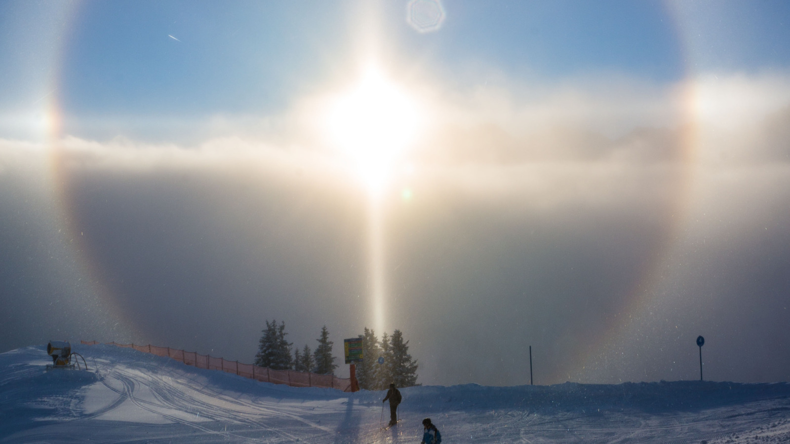 Sky Halos: Here's What We Know About This Natural Phenomenon