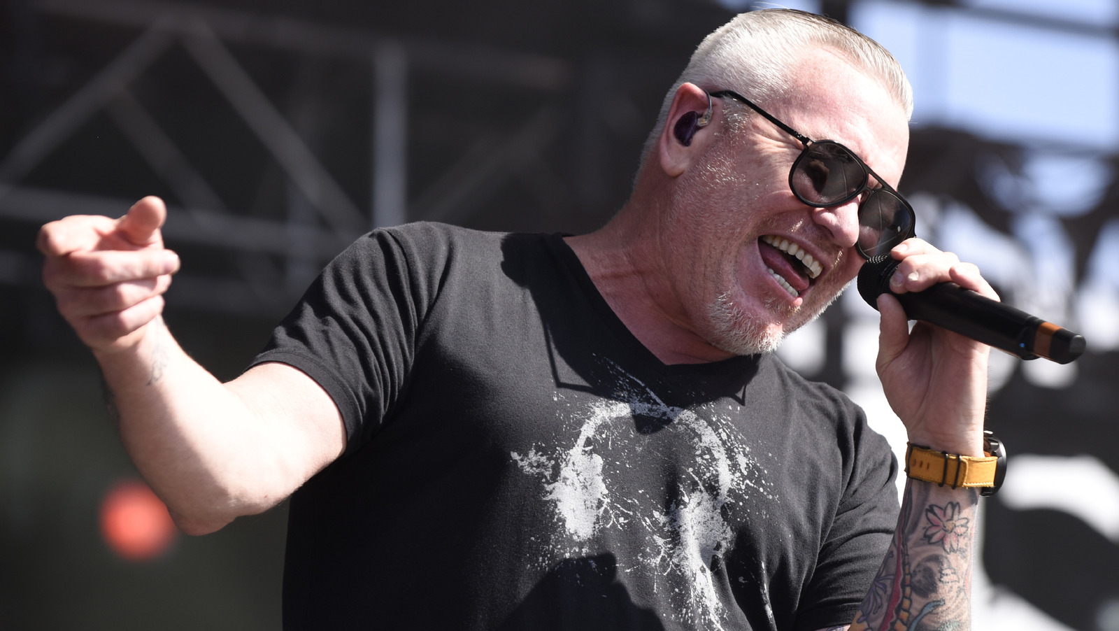 Smash Mouth Lead Singer, Steve Harwell, Tragically Dead At 56