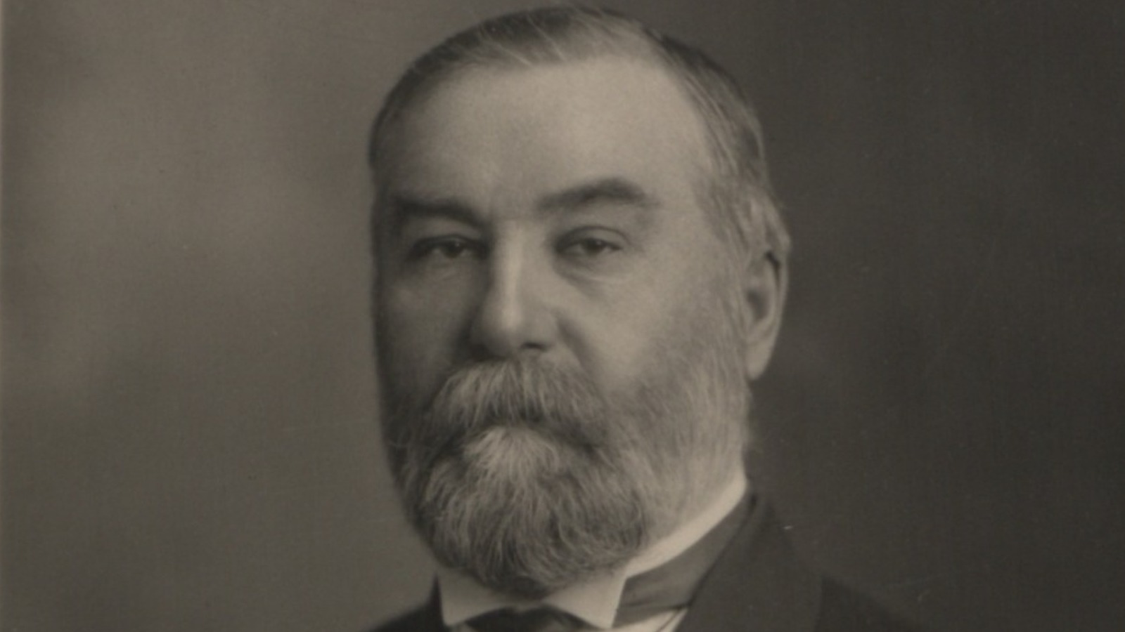 The Assassination Of This Canadian Commune Leader Is Still Unsolved ...