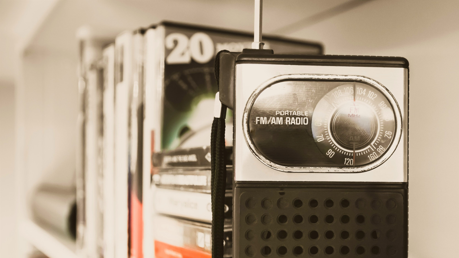 The Forgotten History Of The Transistor Radio