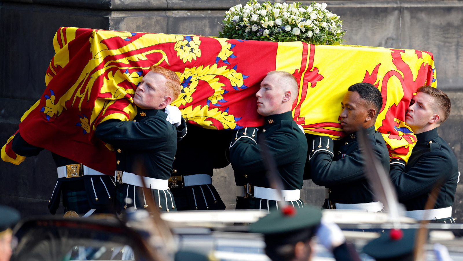The History Of The Haunting Tune Played As The Queen's Coffin Left St ...