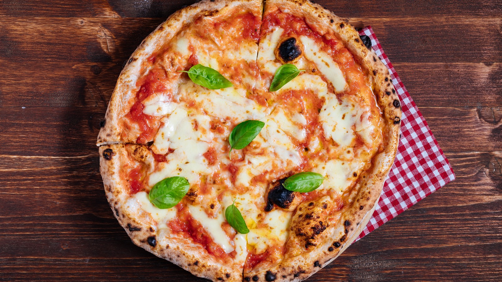 The Infamous Mafia Hitman Who Hid Over A Decade In A French Pizza Place