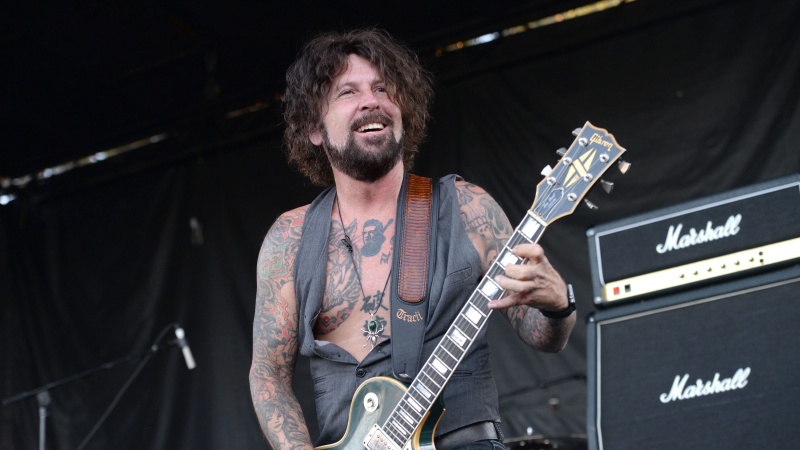 The Real Reason Guns N' Roses' Original Guitarist Left The Band