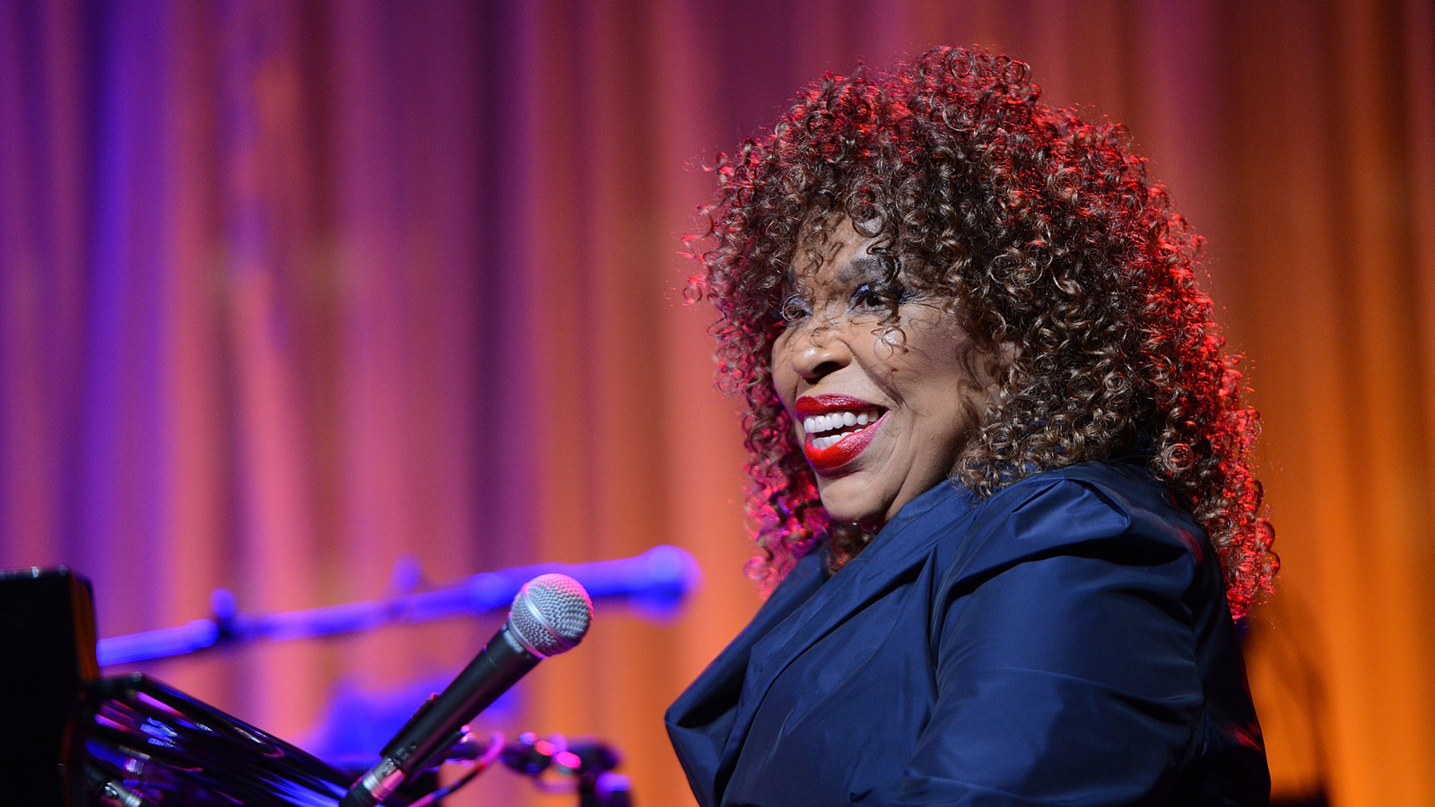 The Story Behind Roberta Flack's No. 1 Hit Killing Me Softly With His Song