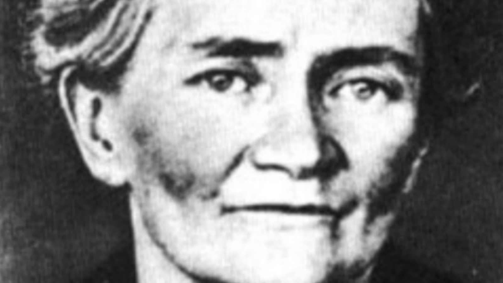 The Tragic Truth About The Woman Who Nearly Assassinated Mussolini