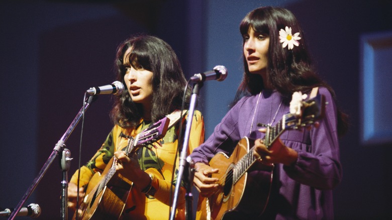 The Untold Truth Of Joan Baez
