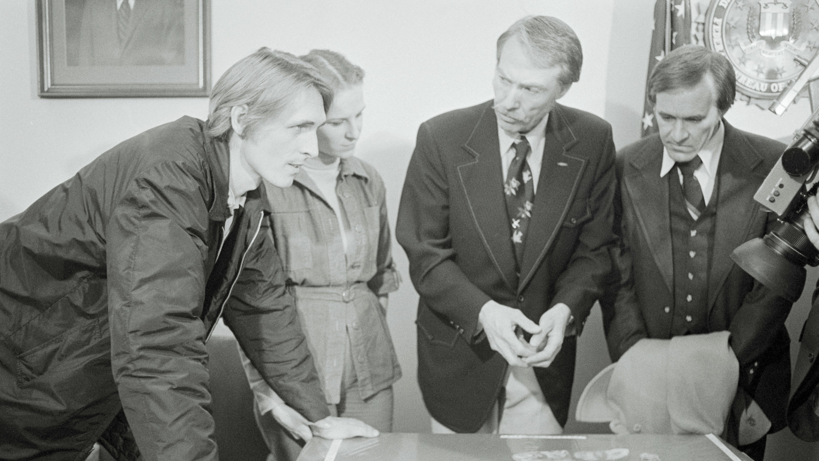 Things About The D.B. Cooper Case That Still Don't Make Sense