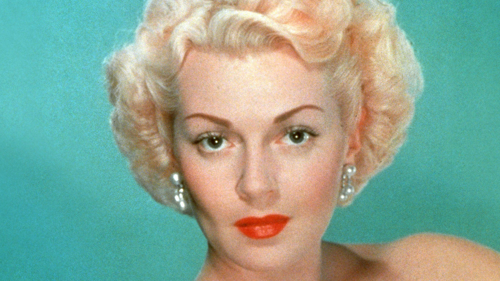 Tragic Details About Lana Turner's Childhood