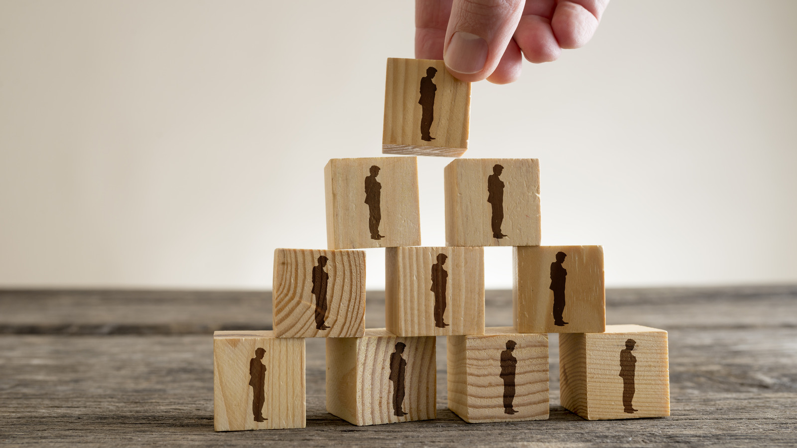 What Ever Happened To The Leaders Of The LuLaRoe Marketing Cult?