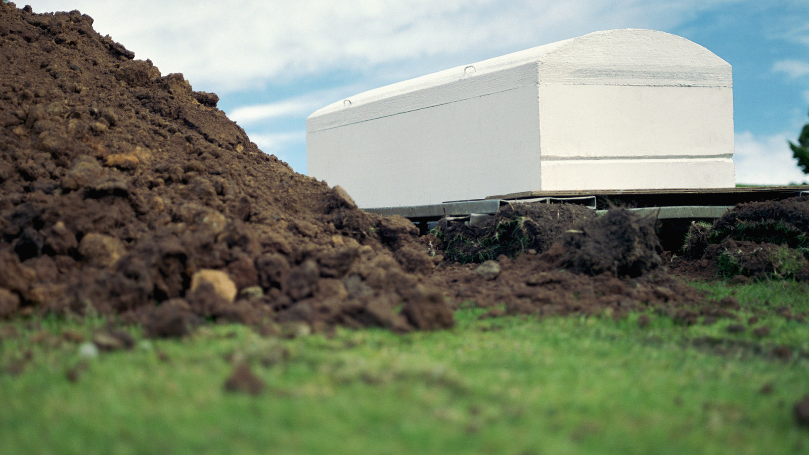 What Happens If You're Buried Without Being Embalmed