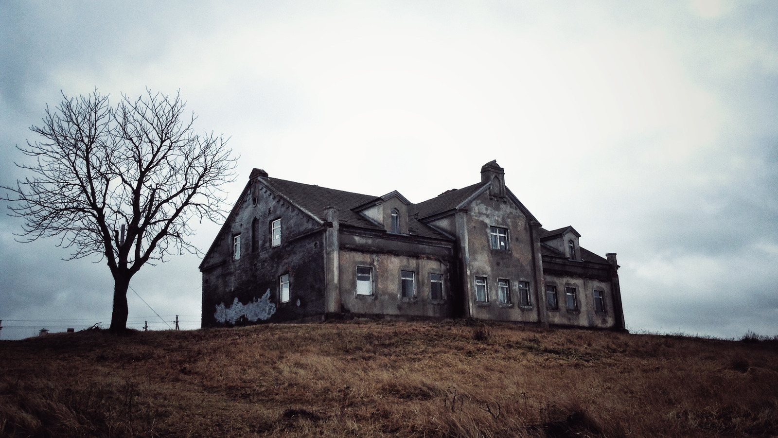 What Happens To Famous Murder Houses When They Sell?