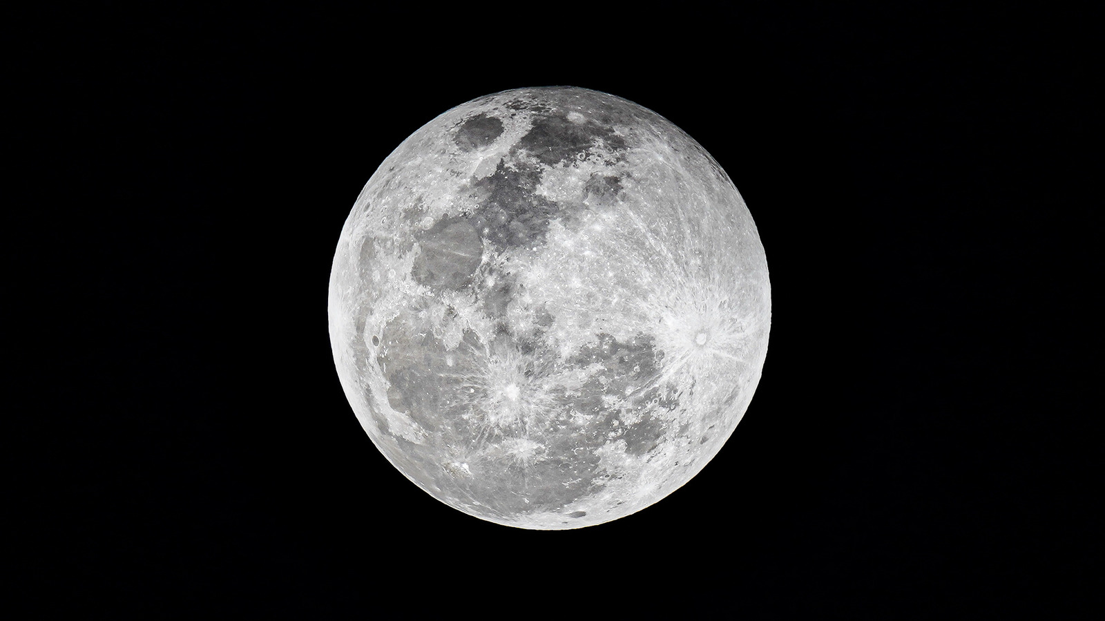 What Really Happened During The Great Moon Hoax?