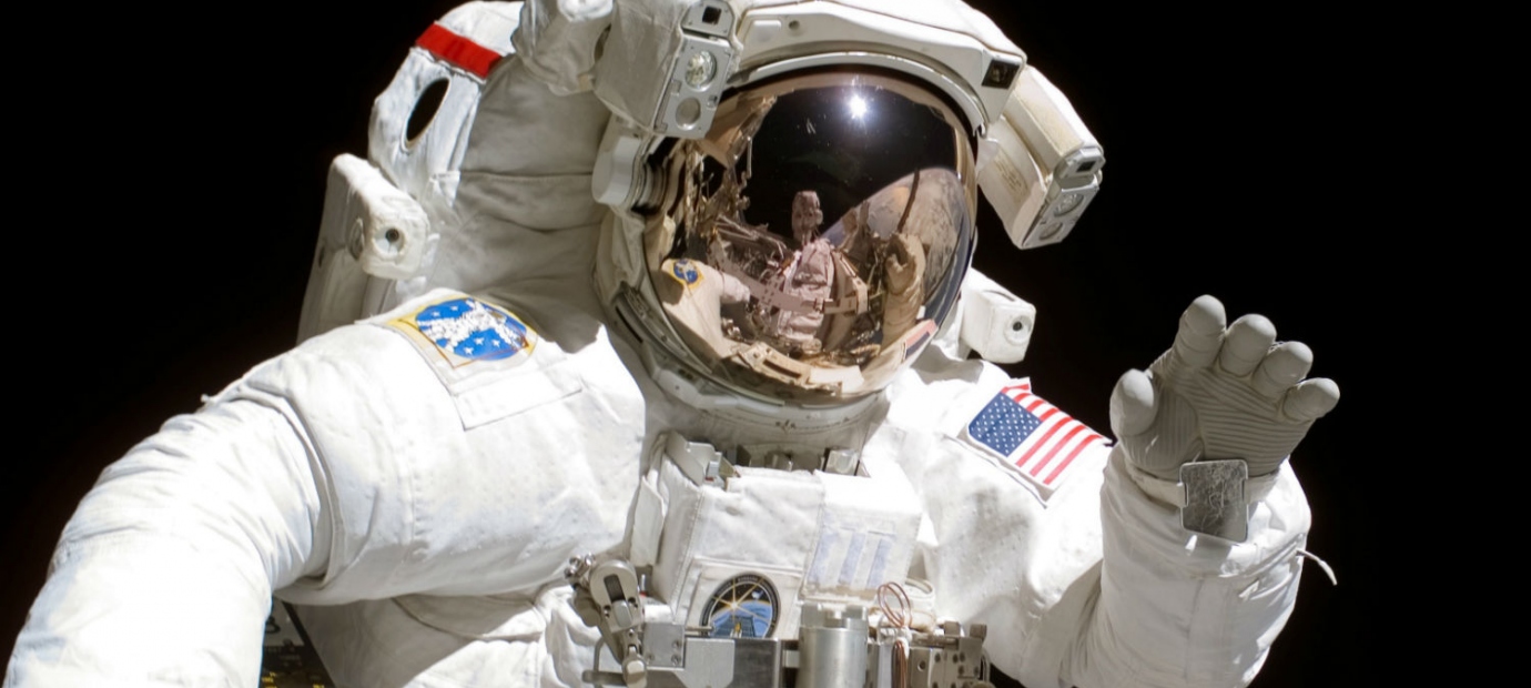 Stephen Hawking's Interstellar Starchips Explained