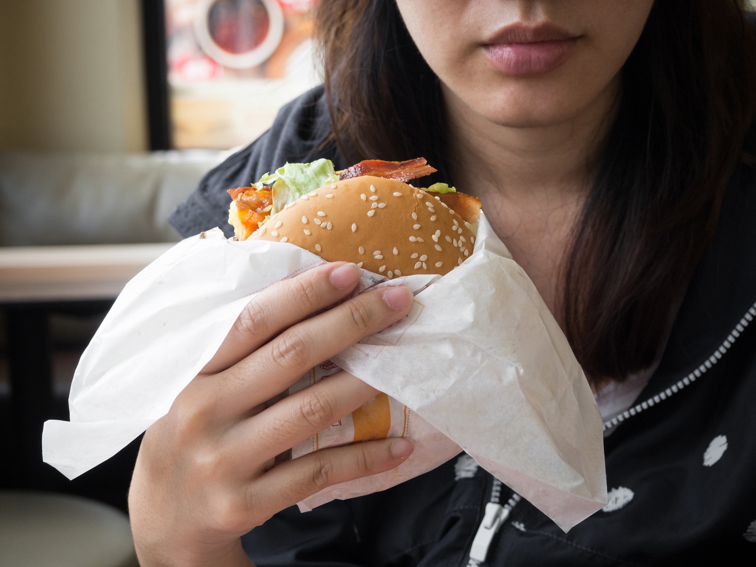 What Really Happens To Your Body When You Eat Only Fast Food